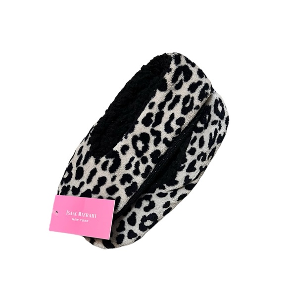 Isaac Mizrahi | Shoes | Isaac Mizrahi Animal Print Slippers New With ...